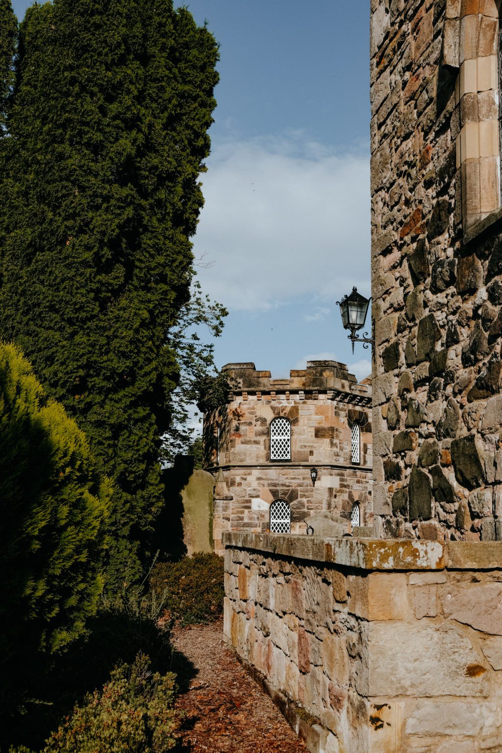 A Walking Tour of Duddingston Village, an Edinburgh Hidden Gem - HOPS ...