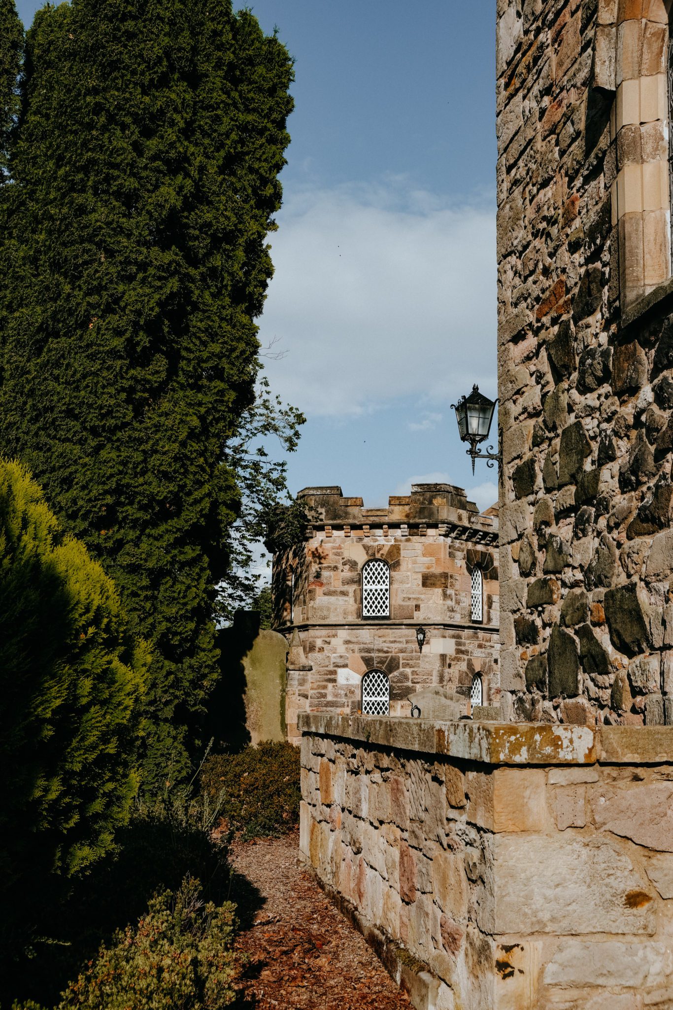 A Walking Tour of Duddingston Village, an Edinburgh Hidden Gem - HOPS ...