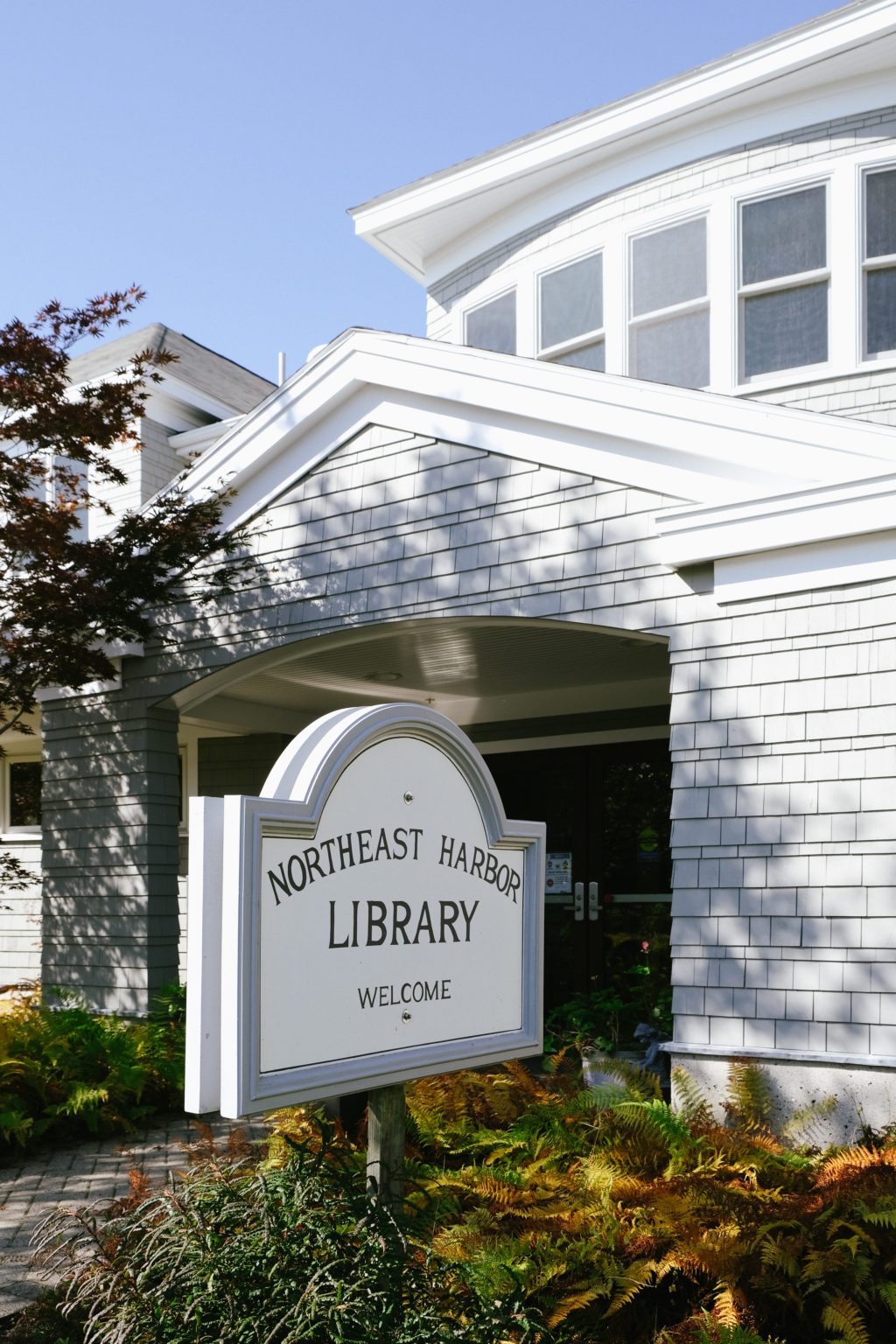 A Guide to the Libraries of Mount Desert Island - HOPS AND SKIPS ...